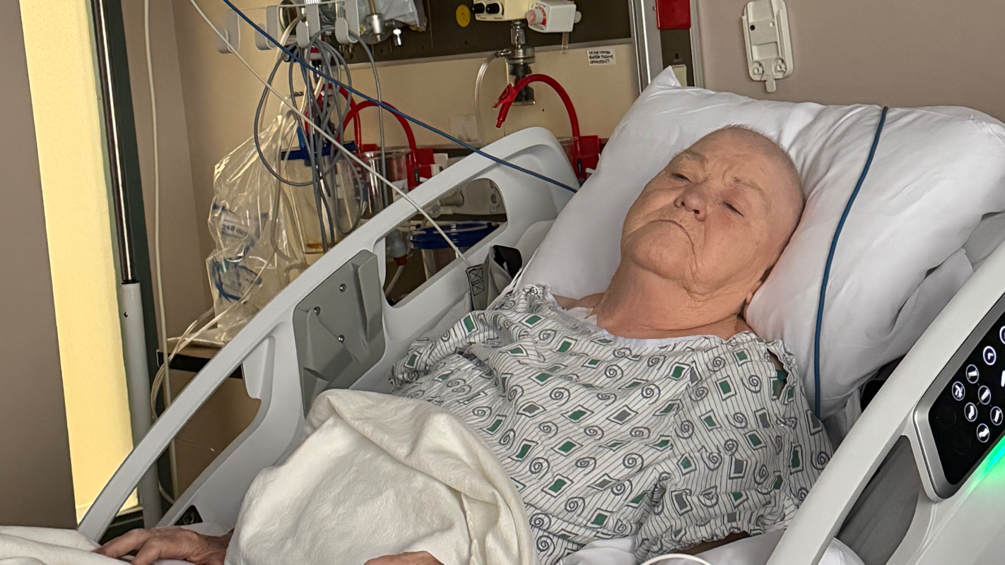 Give A Hand | Barbara Foster’s battle with Metastatic Lung/Brain Cancer